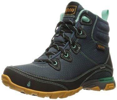 The 6 Best Lightweight Hiking Boots For Women (Top Picks For 2019)